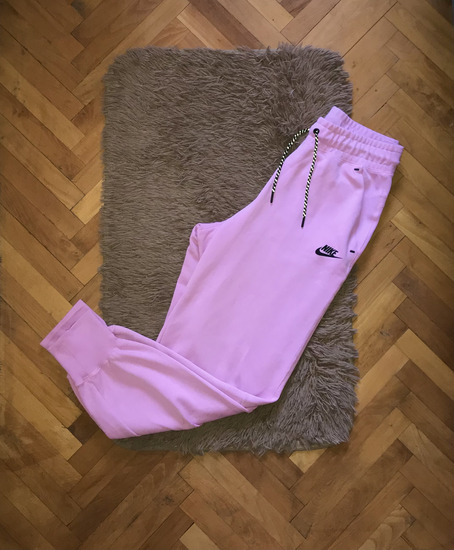 Nike tech fleece