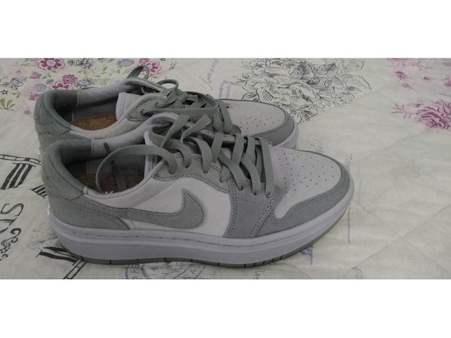 NIKE AIR, 39