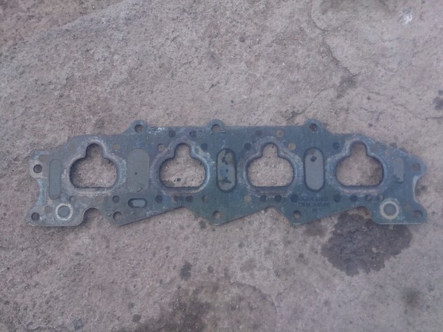 DIHTUNG USISNE GRANE FORD ESKORT 6