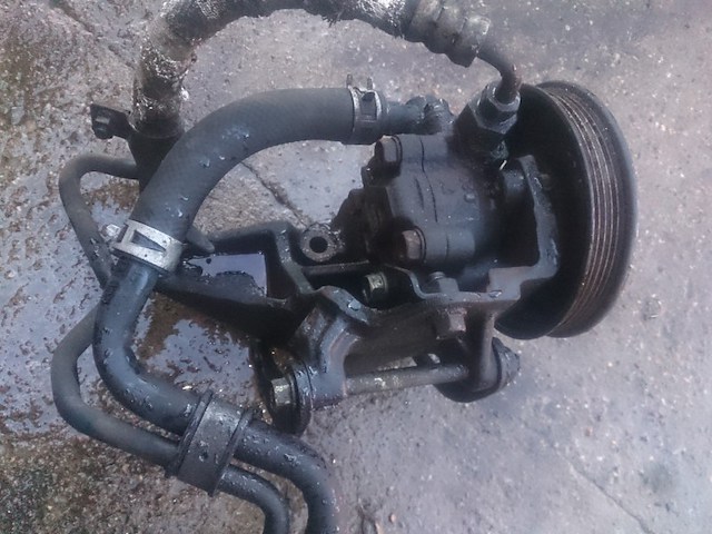 SERVO PUMPA VOLANA FORD PROBE KUPE
