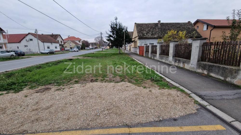 Ugrinovačka Građevinsko zemljište na prodaju, Dobanovci, 260.000€