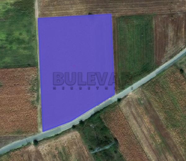 Vele polje Građevinsko zemljište na prodaju, Niš, 27.000€