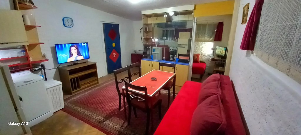 Stan, Opština Zemun, 2.0 soban, 45m²