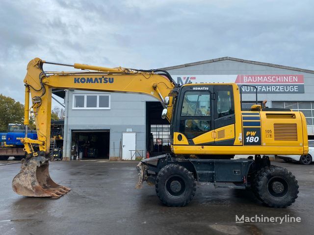 Komatsu PW180-11 bager točkaš