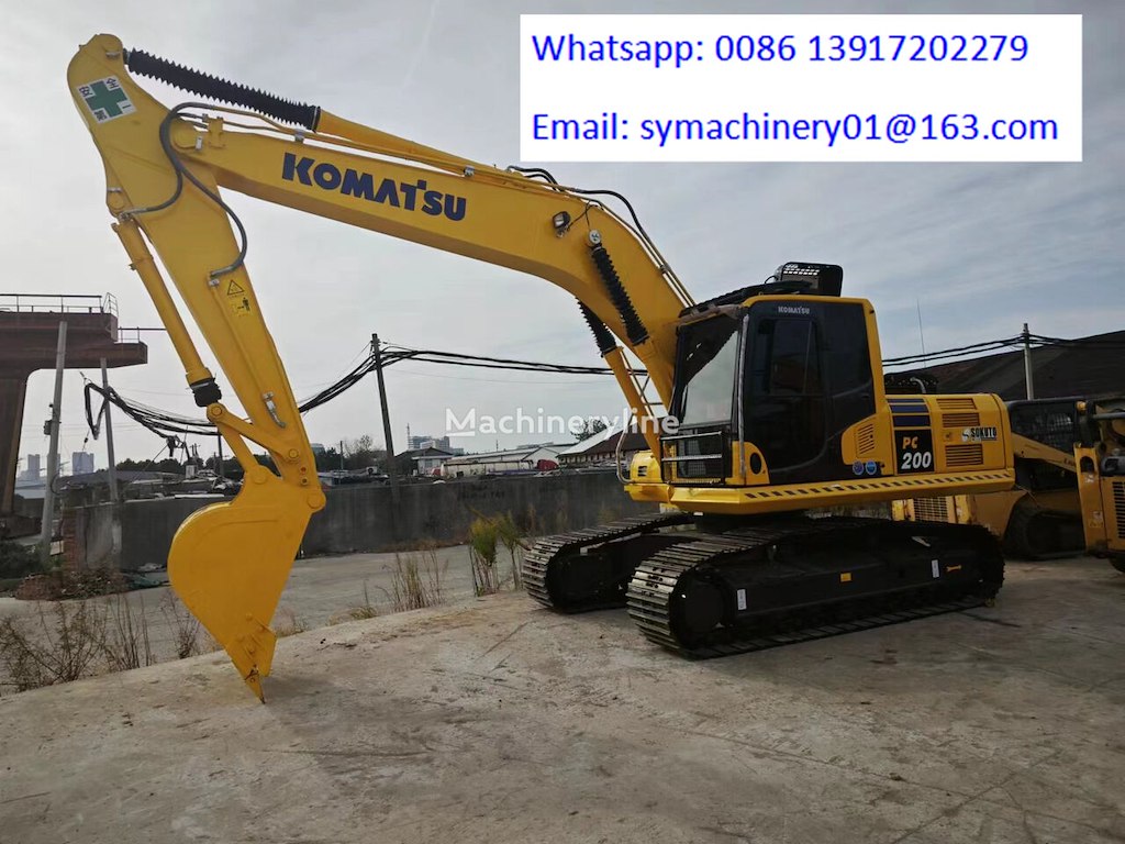 Komatsu PC200-8N1 bager guseničar