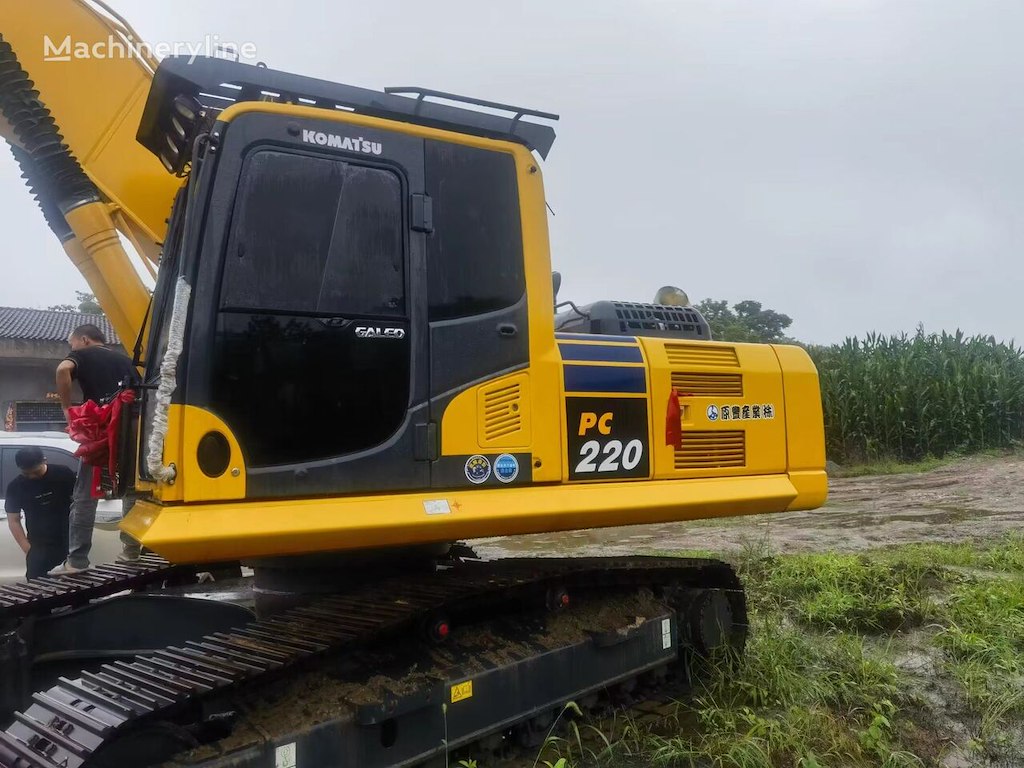 Komatsu PC220 bager guseničar