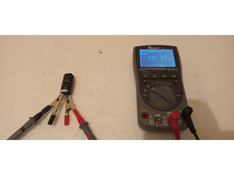 TEST: Elektrolitski kondenzator 10000uF 16V broj 4