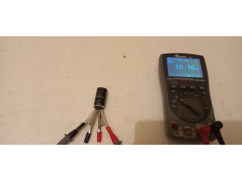 TEST: Elektrolitski kondenzator 10000uF 16V broj 3
