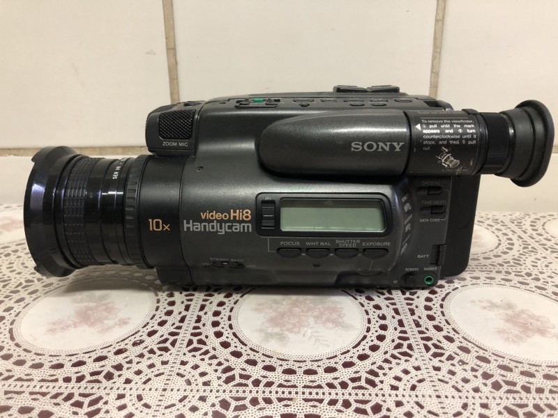 Sony CCD-TR805E videoHI8