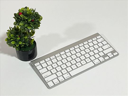 Originalna Tastatura Apple Wireless Keyboard A1314