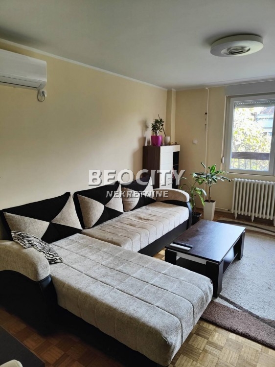 četvorosoban stan, 100 m2, Novo naselje, Bulevar Jovana Dučića ID: 105609