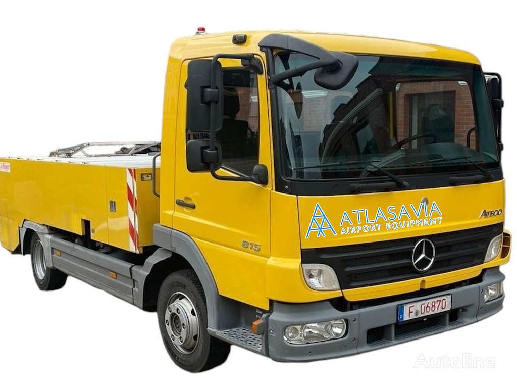 Mercedes-Benz Water Service Truck vozilo za servisiranje toaleta