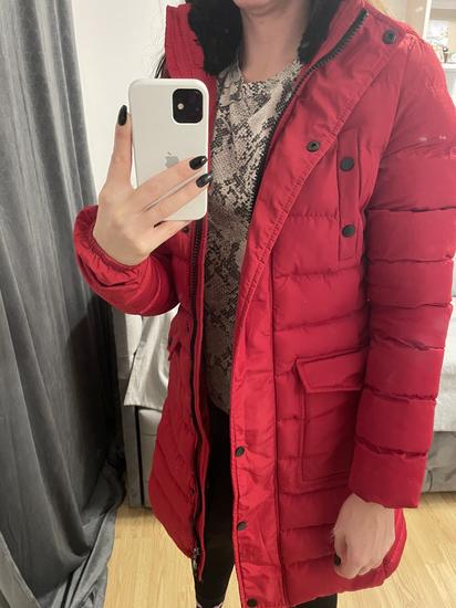 Crvena zenska jakna