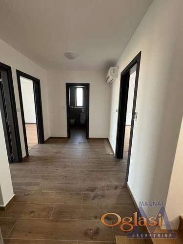 Stan,SREMSKA KAMENICA,POPOVICA,kv: 151, € 2000, ID: 9101698