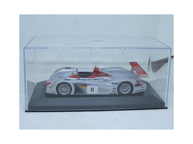 1:43 minichamps audi R8 LMS