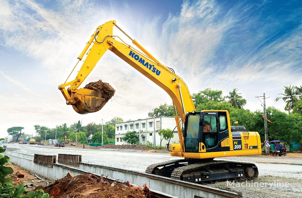 Novi Komatsu PC205 bager guseničar