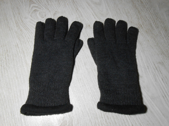 Postavljene muške rukavice