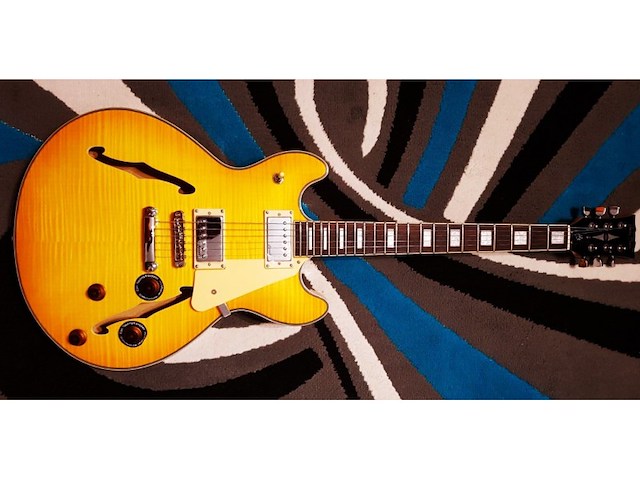 Harley Benton HB-35 Plus Lemon Vintage gitara + oprema