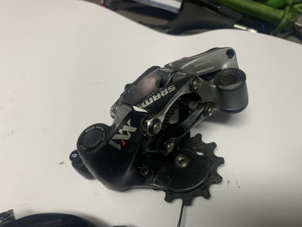 Sram x0 xx1 menjaci u kompletu