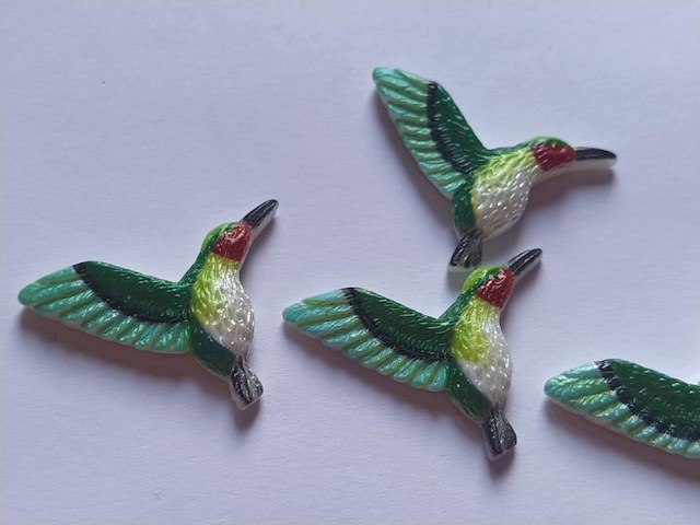 (A1332) Resin kaboson kolibri 1kom