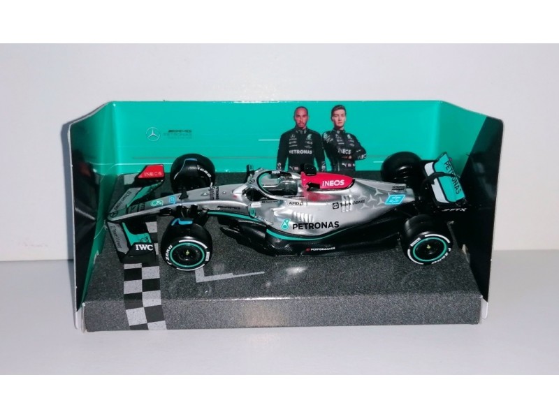 1:43 Burago F1 2022 Mercedes, Russell #63