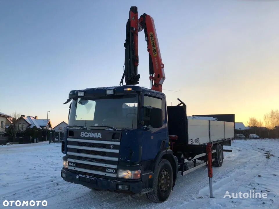 Scania P94 kamion s ravnom platformom