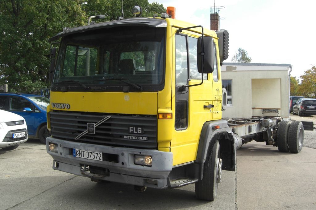 Volvo FL 6.15 kamion šasija