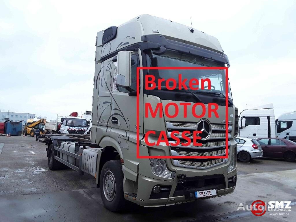 Mercedes-Benz Actros 1851 motor KO broken casse vozilo za prevoz kontejnera