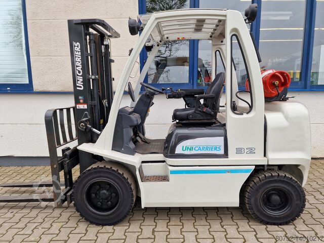 Viljuљkar
NISSAN UNICARRIERS UG1D2A32LQ LPG-Stapler