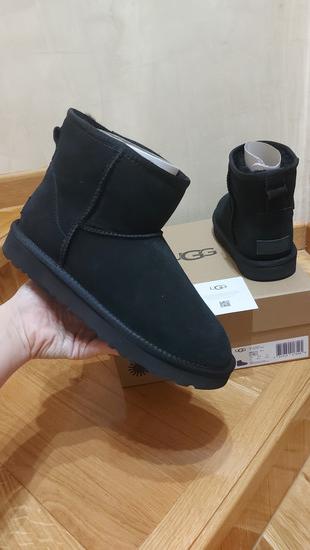 Nove original UGG Classic Mini Black 36 38 39