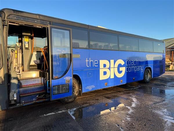 Volvo B7 Plaxton Profile prigradski autobus