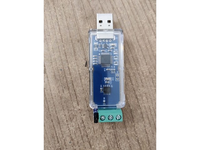 USB na CAN bus adapter
