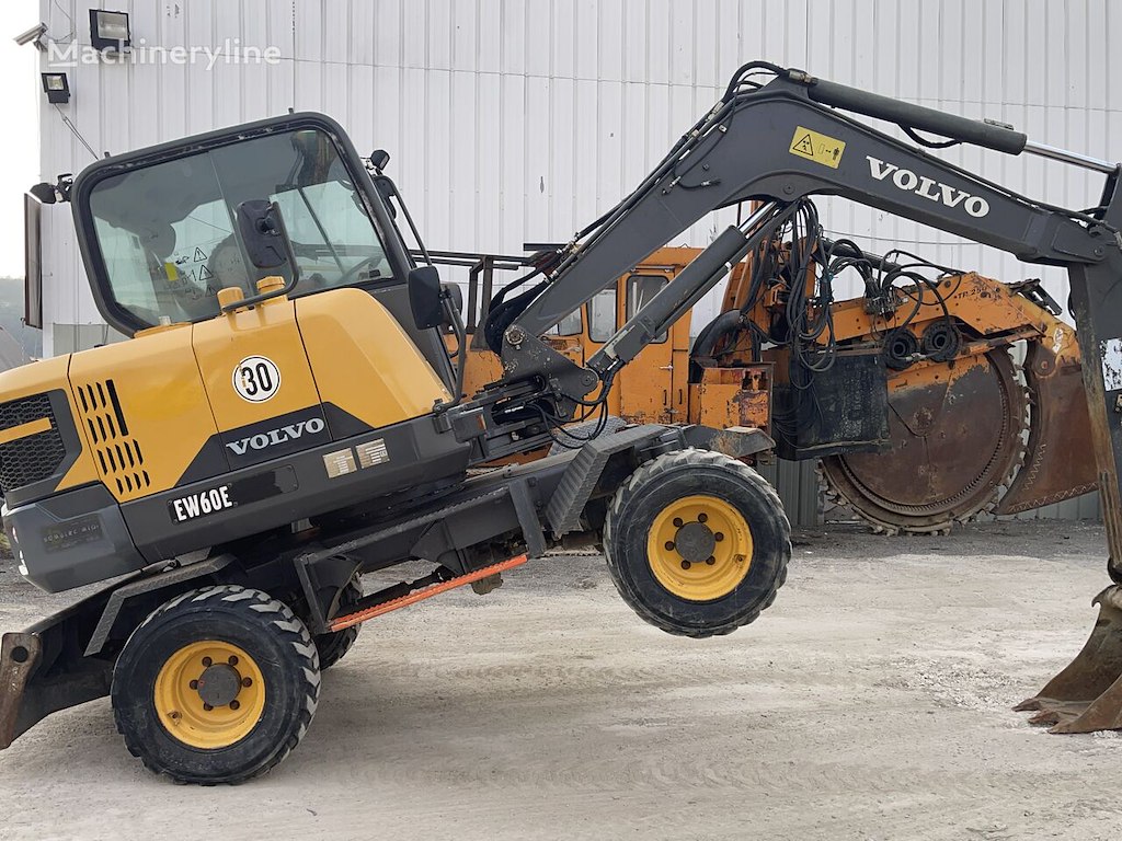 Volvo EW60E mini bager