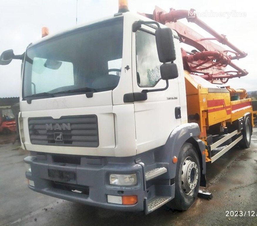 KCP 24 ZX 150 na šasiji MAN TGM 18.280 BB pumpa za beton