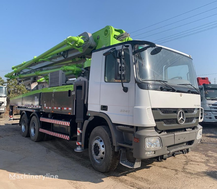 Zoomlion na šasiji Mercedes-Benz pumpa za beton