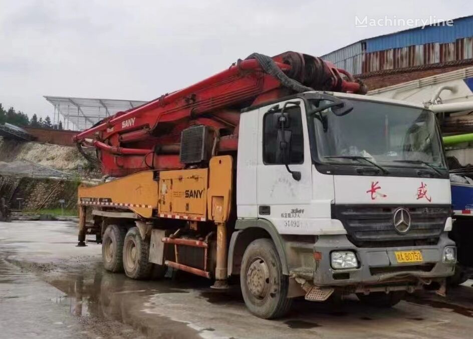 Sany na šasiji Mercedes-Benz pumpa za beton