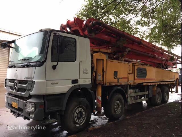 Putzmeister M56 na šasiji Mercedes-Benz pumpa za beton