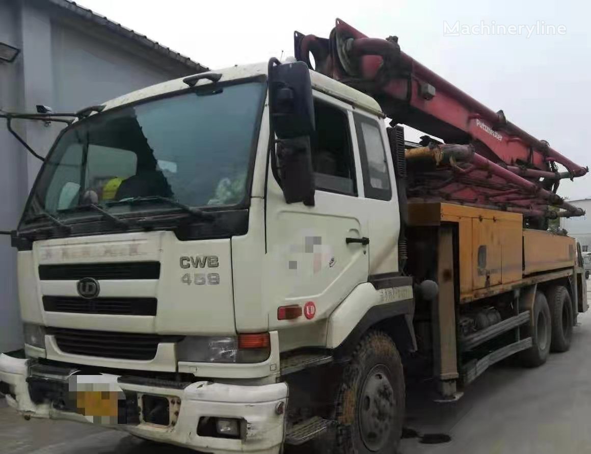 Putzmeister na šasiji Nissan pumpa za beton