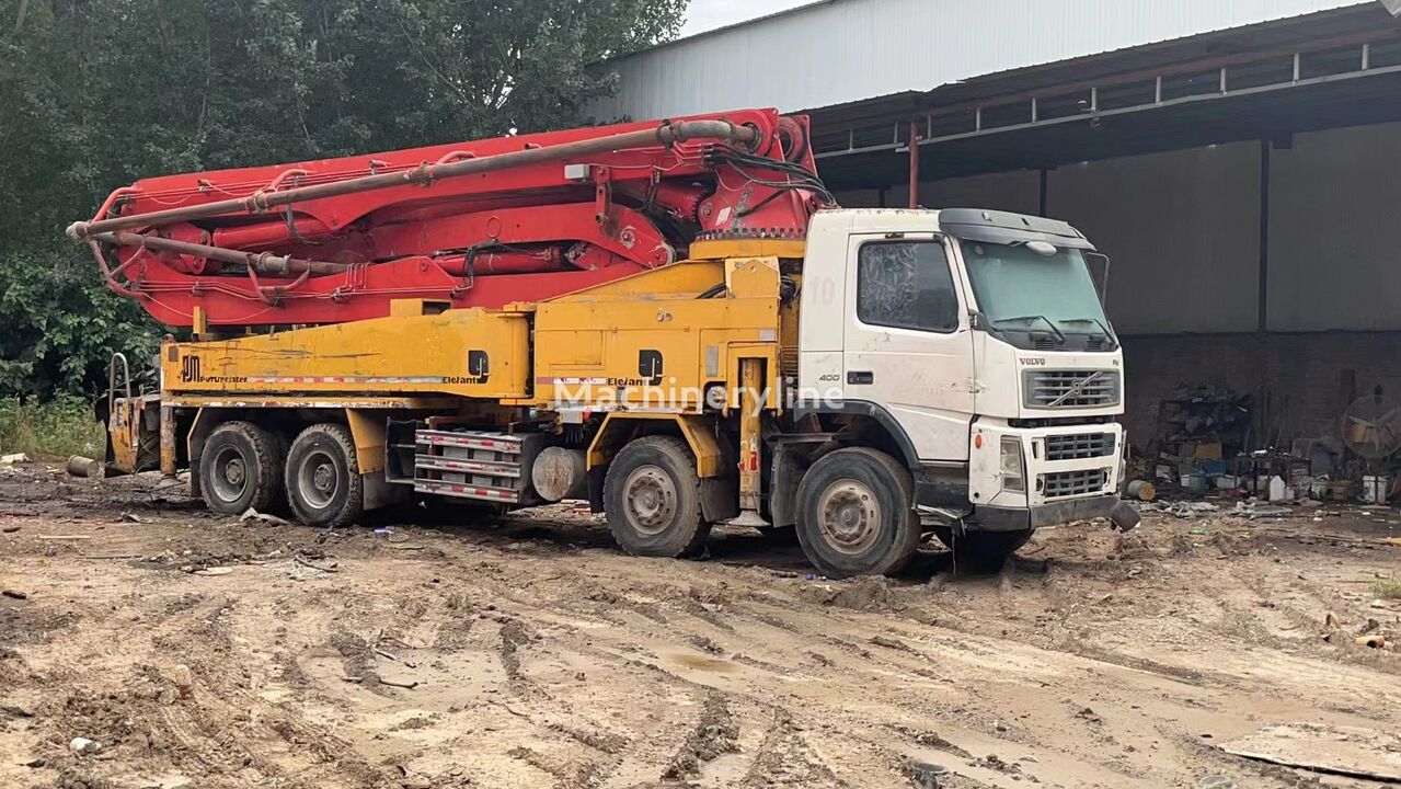 Putzmeister M46 na šasiji Volvo pumpa za beton