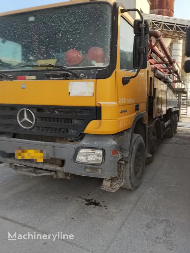 Putzmeister na šasiji Mercedes-Benz pumpa za beton