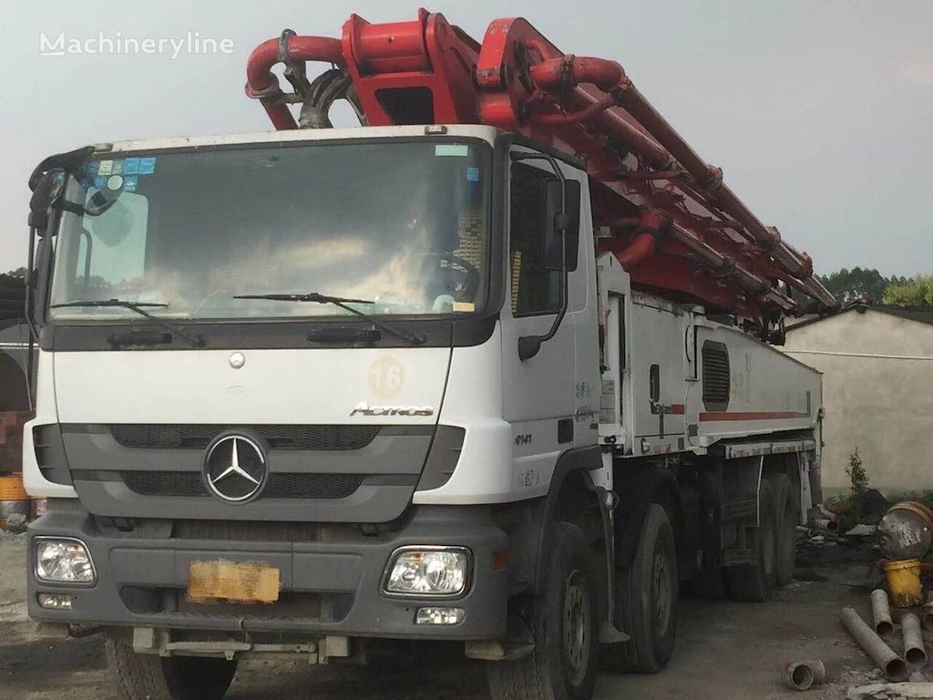 Putzmeister M56 na šasiji Mercedes-Benz pumpa za beton