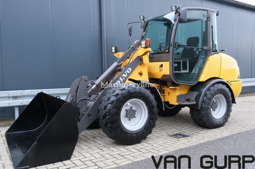 Volvo L25 BP prednji utovarivač