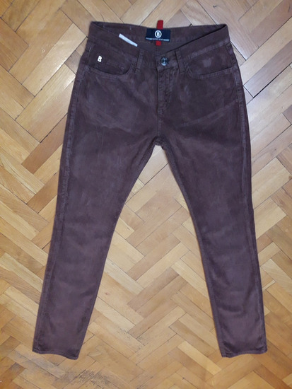 BOGNER tegljive sitno rebraste somot pantalone