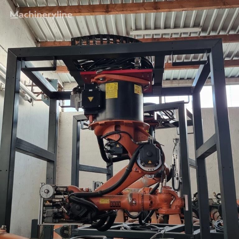 KUKA KR16-2 C Ceiling industrijski robot