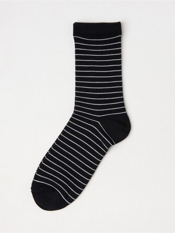 Čarape – Socks with stripes