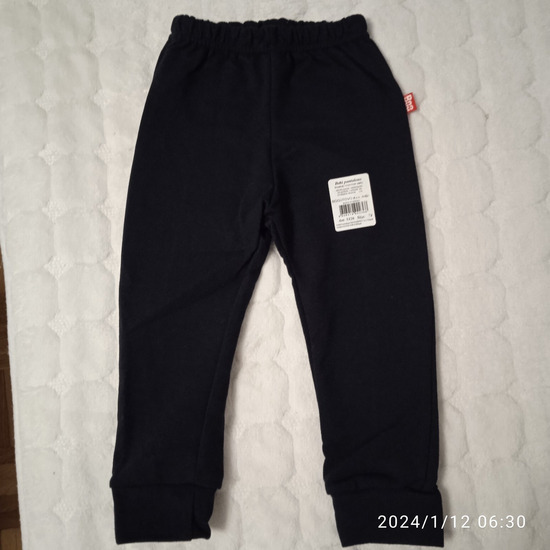 Bebi pantalone NOVO SA ETIKETOM