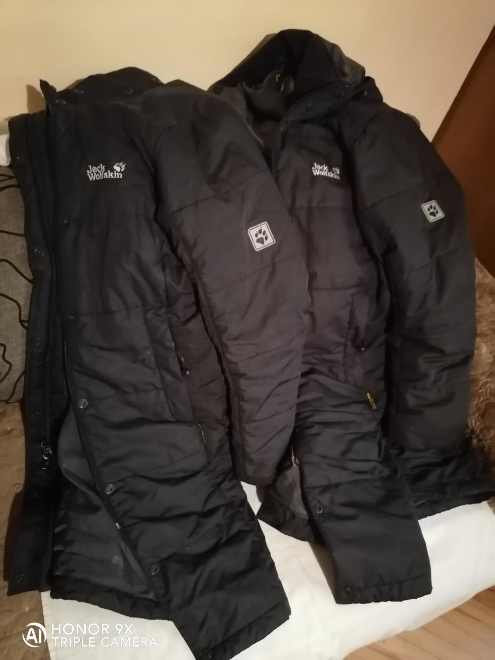 2 duže ženske jakne Jack Wolfskin