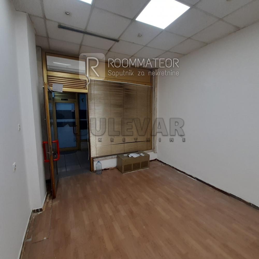 Obrenovićeva, Lokal na prodaju, 15m2, 16.000€