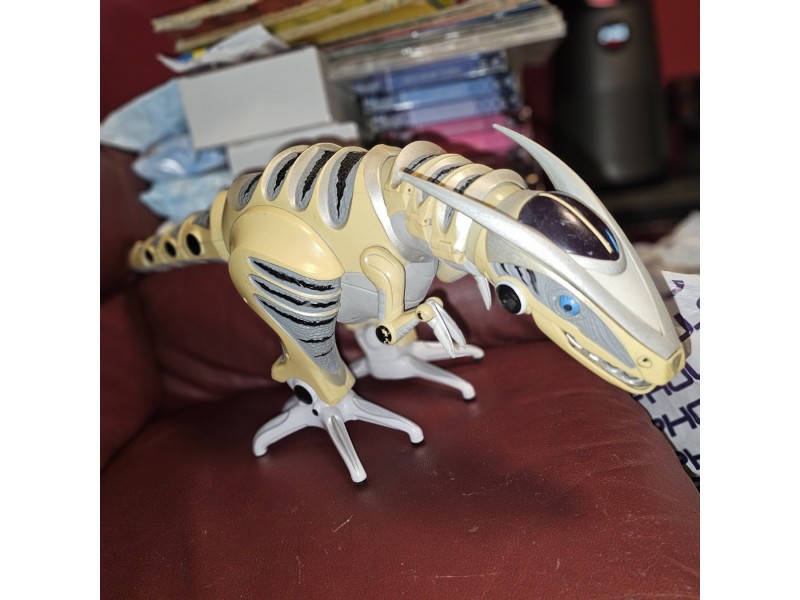 Wow Wee Roboraptor