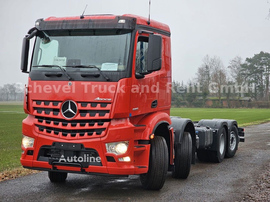 Novi Mercedes-Benz Arocs 3251 Pritsche+HIAB 548 JIB Seil.*Retarder* kamion šasija